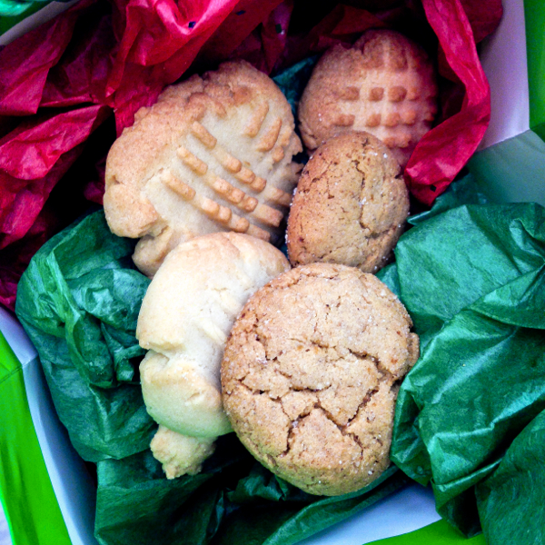 Les Petits Chefs bake for the holidays with Jennifer Perillo and ...