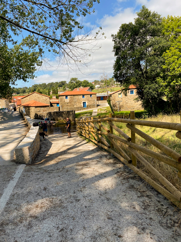 Walking the Camino de Santiago: Melide to Arzúa | eat. live. travel. write.